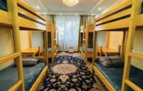 Uka Tours and Hostel